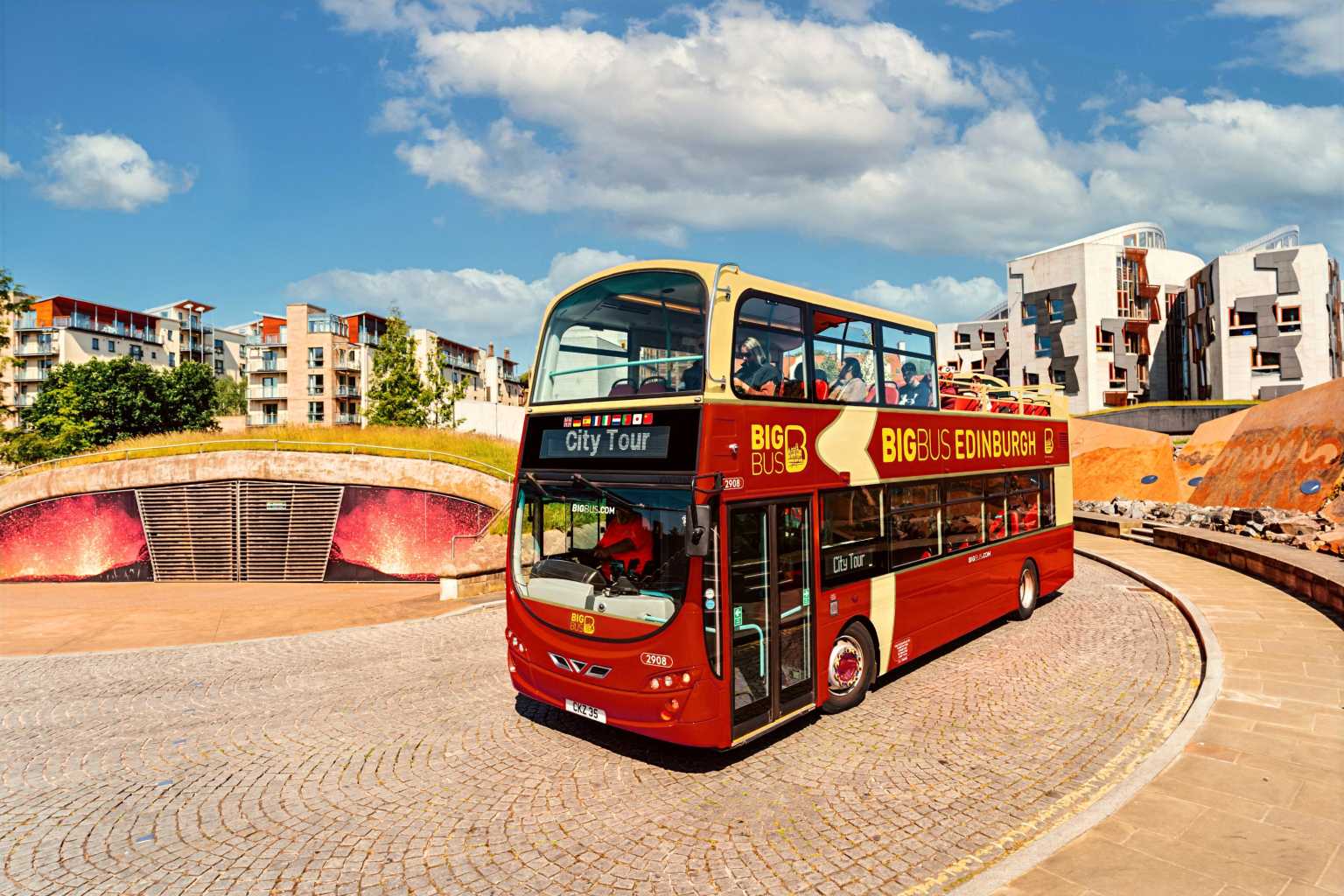 Big Bus Tours and McGill's Bus Group Collaborate to Launch Big Bus ...